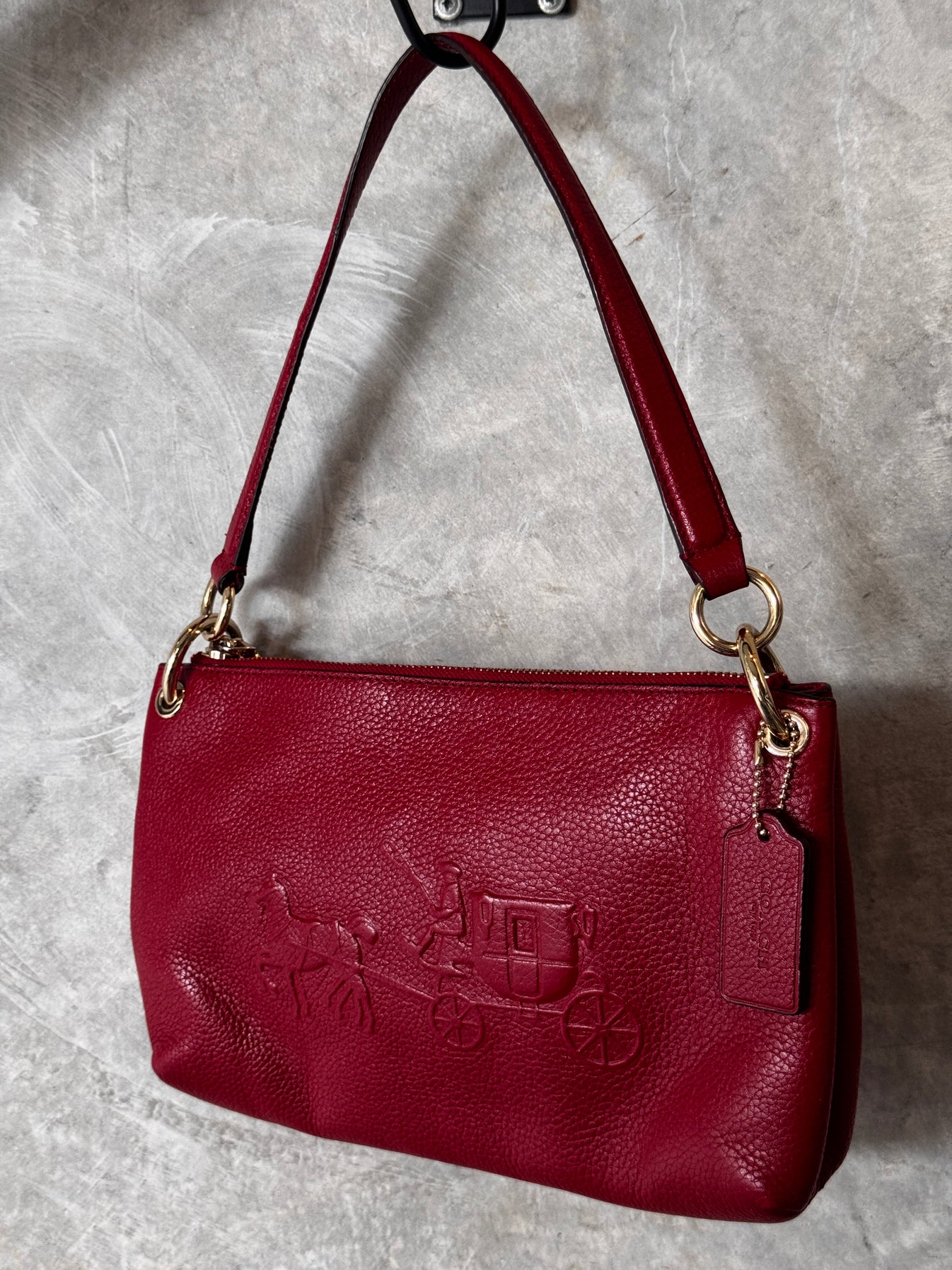 RED LEATHER COACH SHOULDER BAG – 777ST.